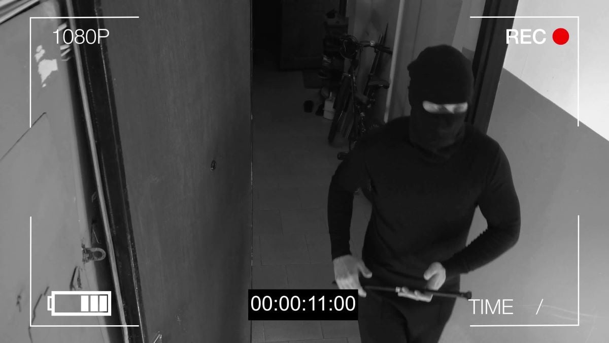 Who s Likely To Rob You Not The Person You d Expect who-s-likely-to-rob-you-not-the-person-you-d-expect